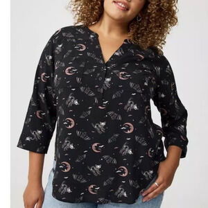 torrid | Tops | Torrid 6 6x 3 Spooky Cats Bats Moon Stars Challis ...